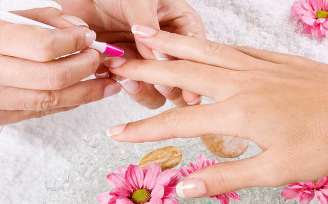 Como Tratar Unhas Fracas